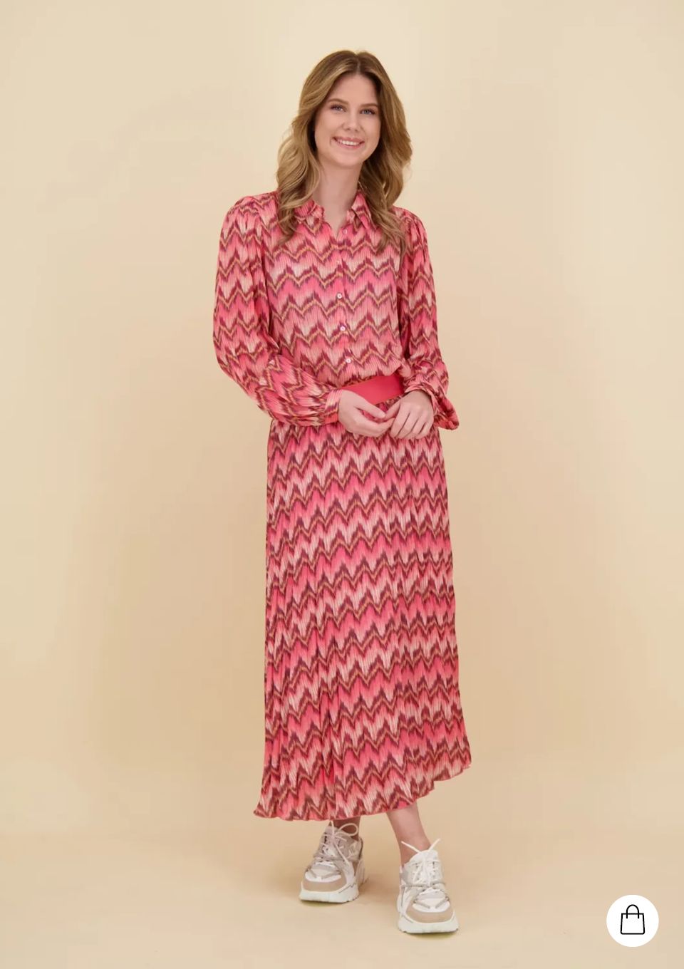 Zo stijl je een lange rok online bij Bomont.nl | Gratis bezorging ...